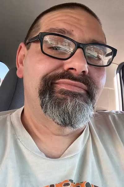 Sean P. Howard 1974-2025 | News, Sports, Jobs - The Vindicator